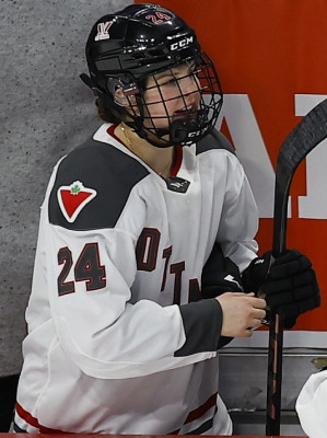 Emma Buckles Profile: Stats, Partner, Wealth & Social Media Accounts ...